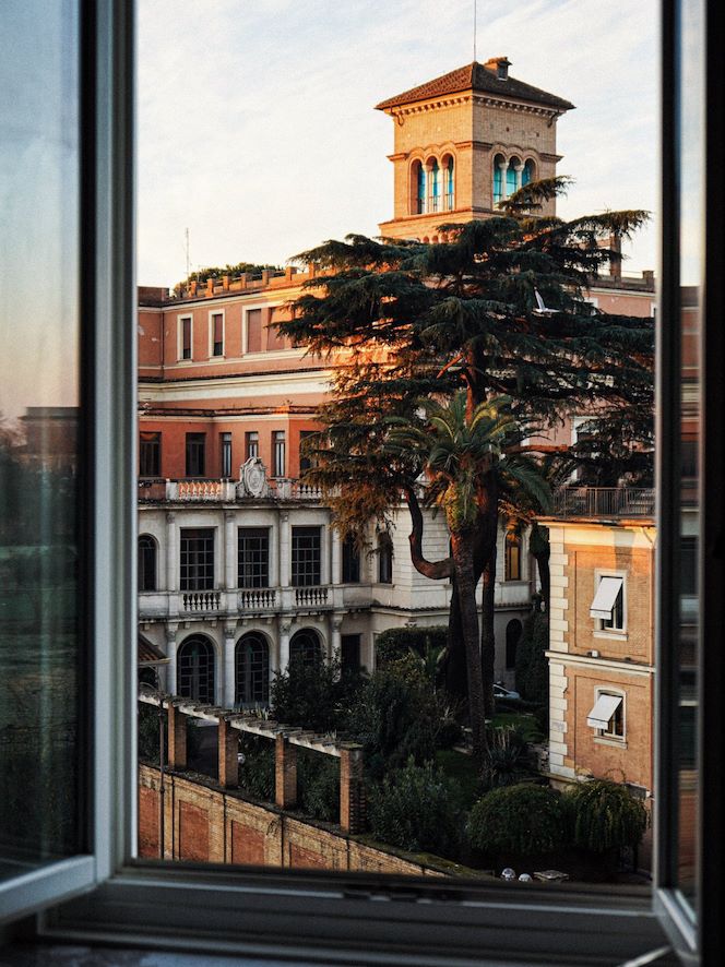 Junior Suite with View at Hotel Eden | Dorchester Collection