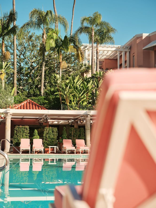 Hotel Swimming Pool In LA | The Beverly Hills Hotel