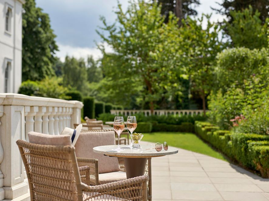 Exclusive offers at Coworth Park | Dorchester Collection