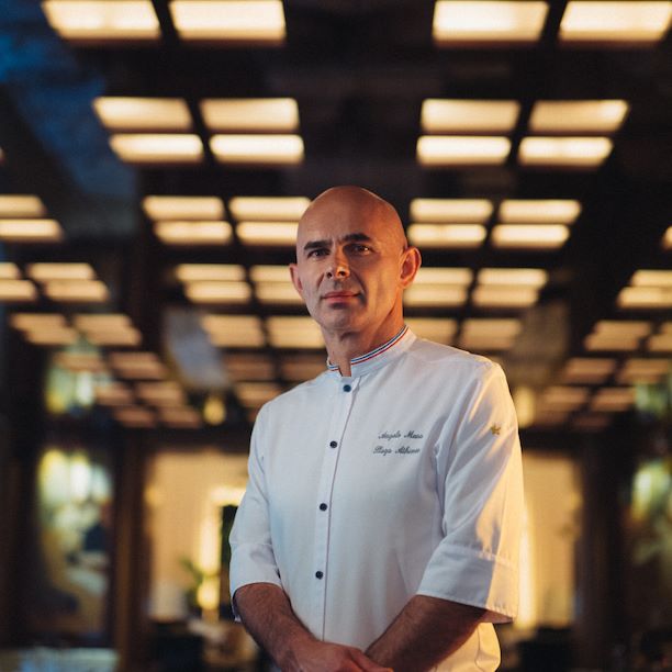 Le Relais Plaza | Hôtel Plaza Athénée | Dorchester Collection