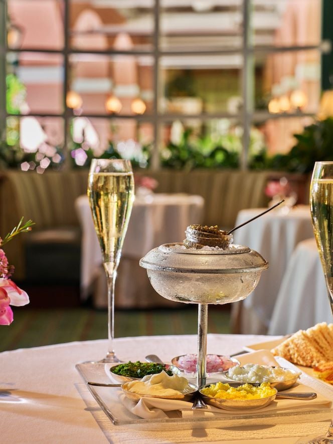 The Polo Lounge at Beverly Hills Hotel | Dorchester Collection